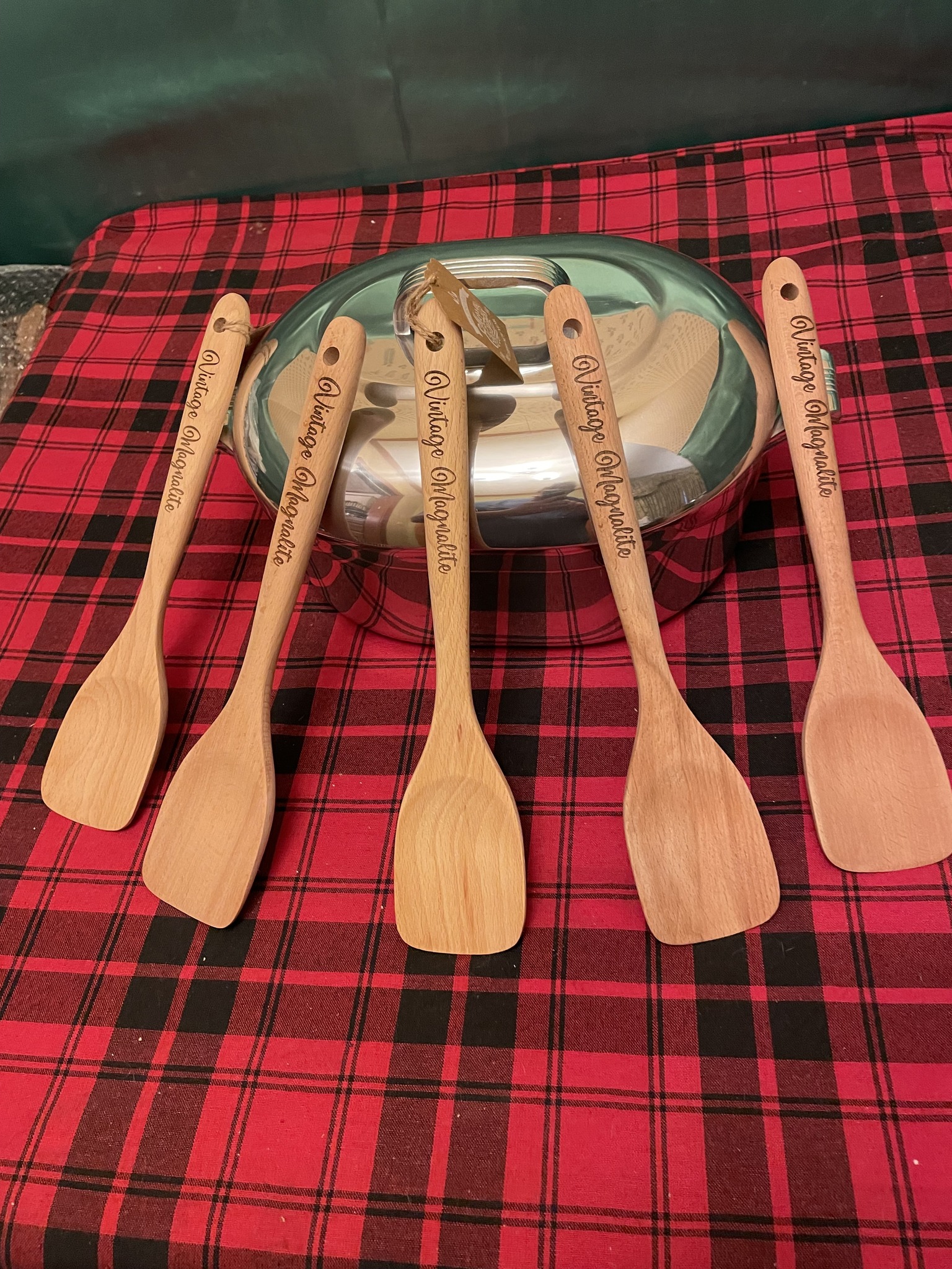 About Us - History of Magnalite Cookware